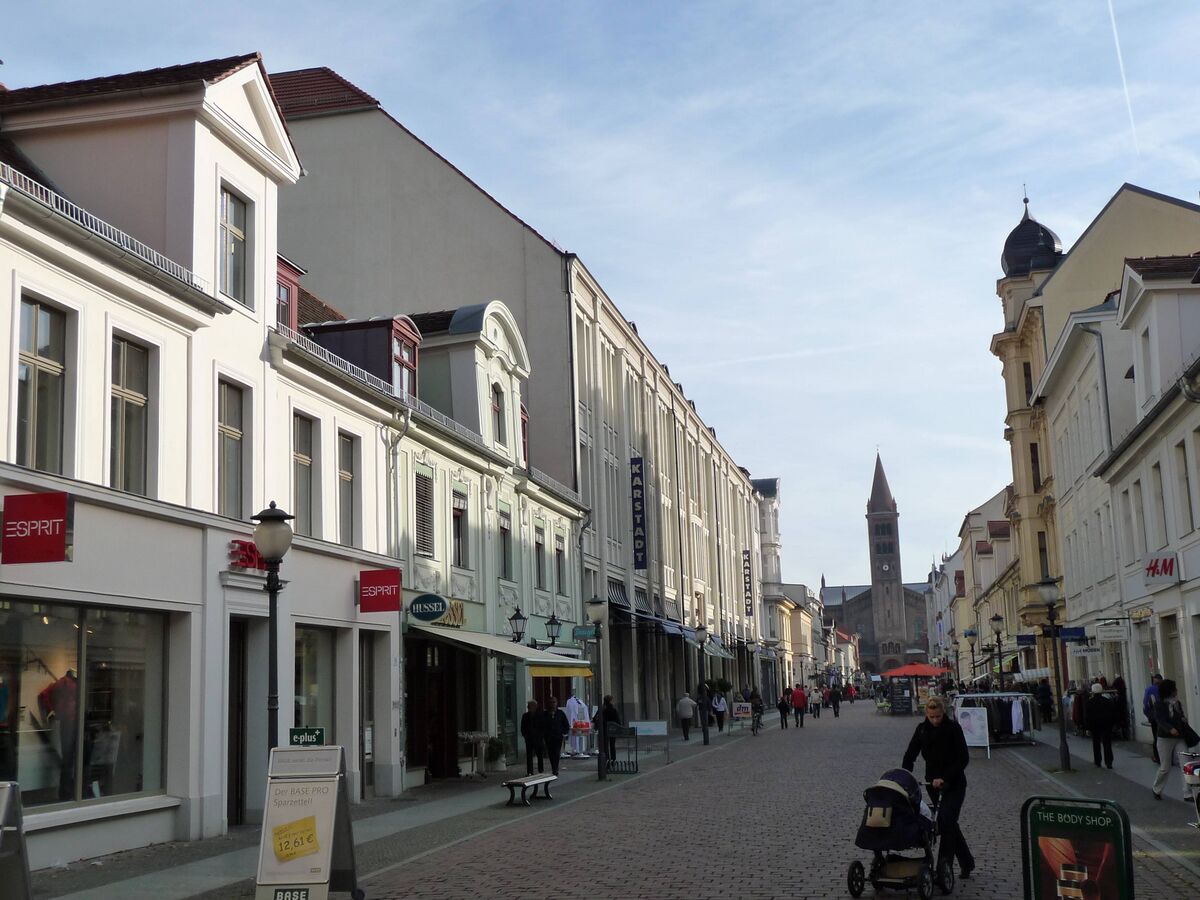 Datei:Richtung Westen; 2008.jpg – PotsdamWiki