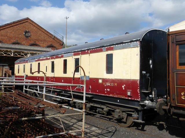 LMS 31420 Gangwayed Full Brake - SVR Wiki
